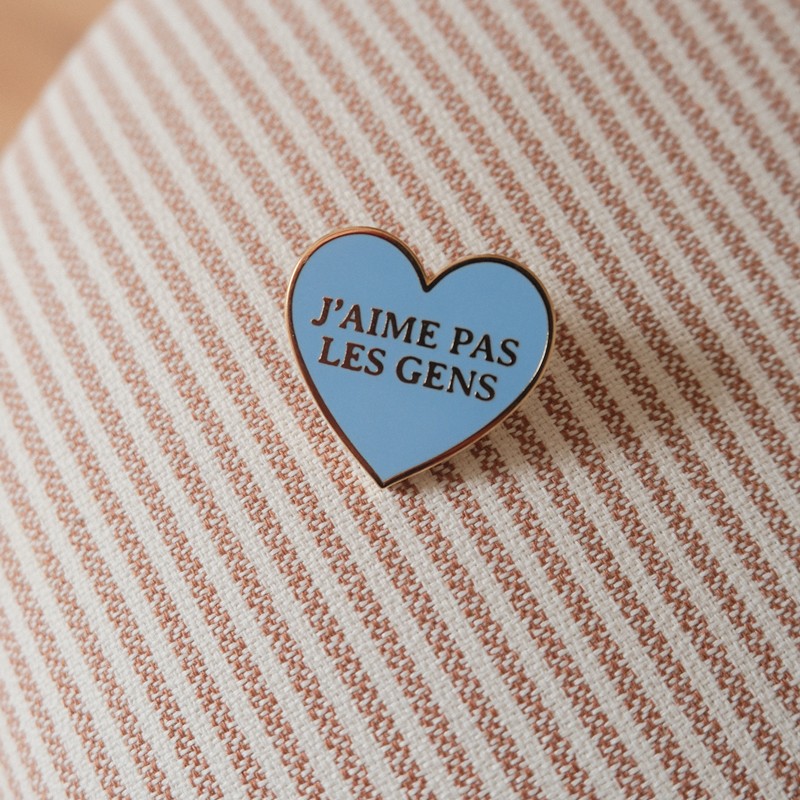 Pin's Coeur J'aime pas les gens